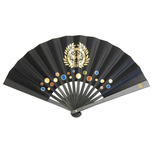 全長：約２４ｃｍ、重量：約１４０ｇ材質：鉄・竹・紙包装：１ケ箱入り、包装重量： 約２２８ｇ、包装サイズ： 約２６×６×３．２ｃｍ生産国：中国、（扇子袋付）