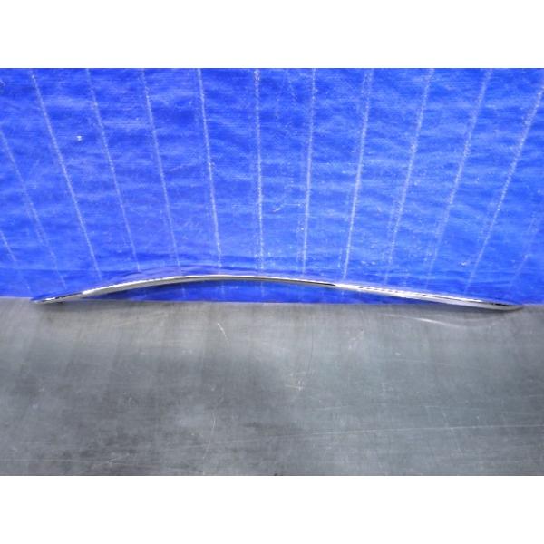 ―タイトル―L693　ハリアー　MXUA80 MXUA85　左　フロント　メッキモール　ガーニッシュ　グリル　53124-48080　ハイブリッド　AXUH80 AXUH85―商品説明―・対応年式：令和2年6月〜・画像の通り、傷があります。...