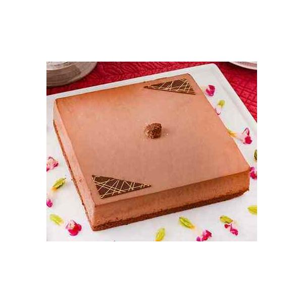 東京都青山にあるレストラン「ランスYANAGITATE」の柳舘功シェフが監修したチョコレートケーキです。クーベルチョコを使用した本格派のチョコレートケーキです。甘さ控えめで滑らかな食感が楽しめます。【商品名】ケーキ チョコ 誕生日 プレゼン...