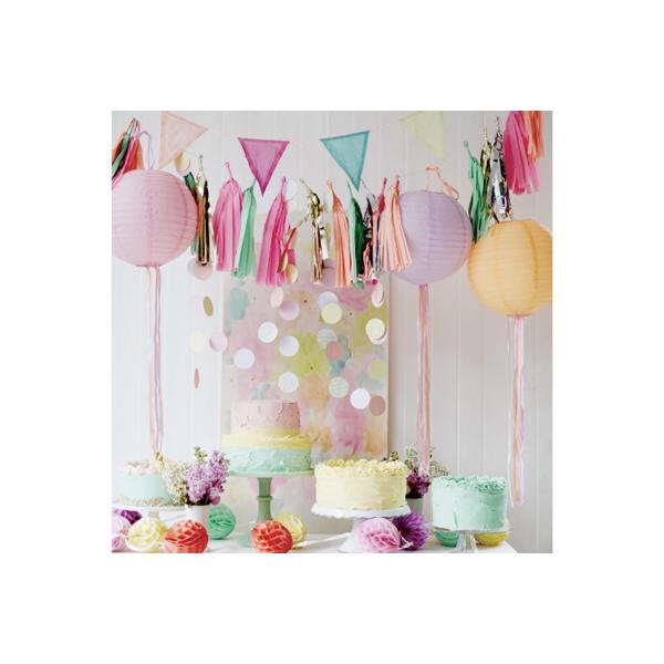 "イギリスTalking Tablesブランド。Decadent Decsシリーズのバナー（ガーランド）のタッセルです。こちらはマリブミックスでゴールド×3シルバー×2ピンク×5ピーチ×5ミントグリーン×5のタッセルが計20個ついています。...