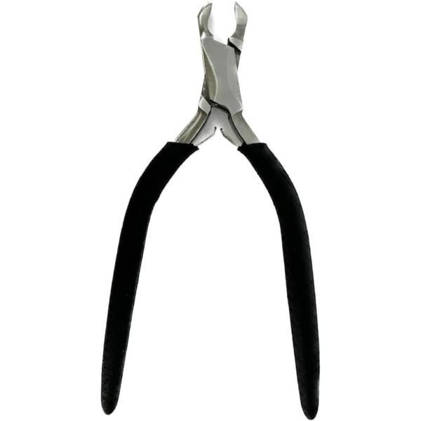 握りやすく滑らないよう、樹脂カバーを纏ったハンドル形状です柔らかなタッチで使いやすい合わせバネを採用ハンドル部分が125mmと長めなので、足の爪を切る際にも使いやすくなっていますさらに、刃の幅は約15mmと長めなので、指に食い込んでしまった...