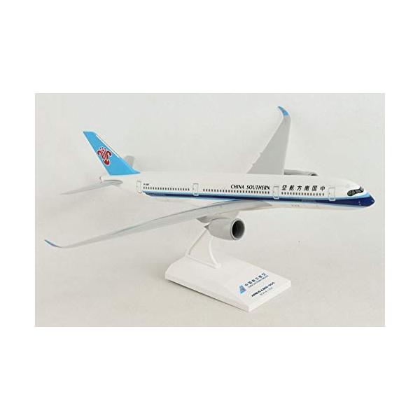 【商品概要】スケール：1/200プラスチック製スナップフィットモデルスタンド付、ランディングギアなし【商品説明】SKYMARKS（スカイマークス） 1/200 エアバス A350-900 中国南方航空【商品詳細】ブランド：Skymarks商...