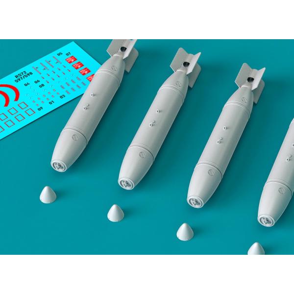 【商品概要】プラモデル本体は含まれません。組み立て塗装が必要なプラモデル用パーツ。別途、接着剤や工具、塗料等が必要。1/72スケールディテールアップパーツ航空機キット用3Dプリンター製デカールが付属【商品説明】【商品詳細】ブランド：レスキッ...