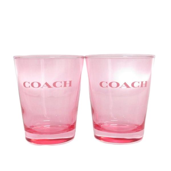 コーチ COACH 美品 グラス コップ 2客 セット ロゴ ピンク その他【ブランド】コーチ COACH【表記サイズ】-【実寸サイズ】経口直径 7.5cm　高さ 9cm　【素材】-【色】ピンク【仕様】-【状態】使用感が少なく、かなり状態の...