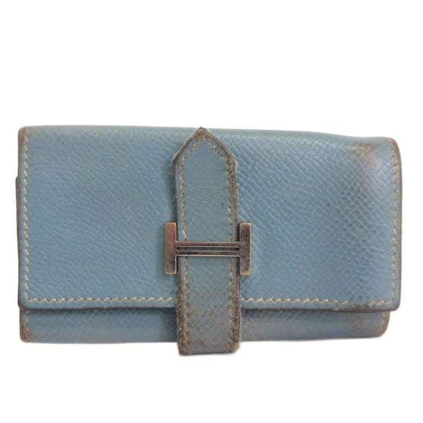 エルメス HERMES ベアン キーケース 4連 レザー □J刻印 水色 小物 メンズ レディース【ブランド】エルメス HERMES【表記サイズ】-【実寸サイズ】ヨコ：10.5cm　タテ：6cm　マチ：1cm　　【素材】レザー【色】水色【仕...
