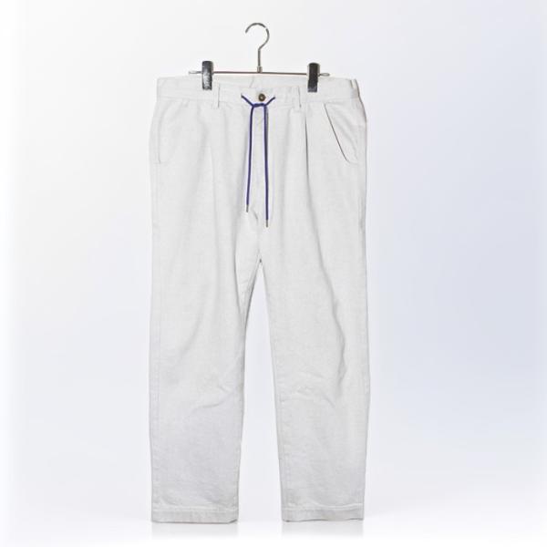 ANASOLULE アナソルール タック テーパードパンツ L WHITE ホワイト /◆ メンズ【表記サイズ】メンズ：L【実寸サイズ】ウエスト：88cm　もも幅：30.5cm　裾幅：19.5cm　股上：29cm　股下：70.5cm　　【素...