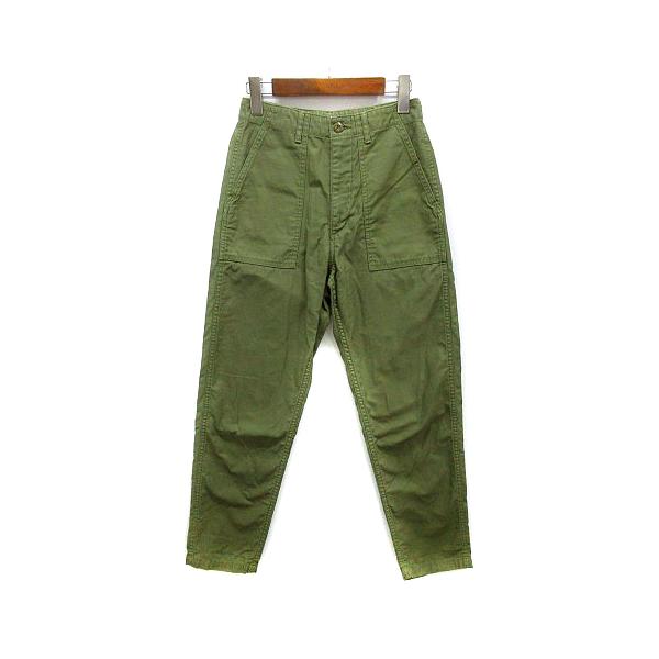 トロワ ユイット パープラージュ 3/8 par plage ベイカー パンツ カーキグリーン 34 日本製 レディース【表記サイズ】34【実寸サイズ】ウエスト：64cm　もも幅：27cm　裾幅：15cm　股上：30cm　股下：68cm　　...