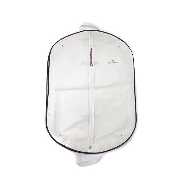 モンクレール MONCLER ガーメントカバー 衣装 衣類収納カバー ホワイト 90cm×64cm 【ブランド】モンクレール MONCLER【実寸サイズ】90cm×64cm　【状態】目立ったダメージはなく、問題なくご使用いただける商品です。...