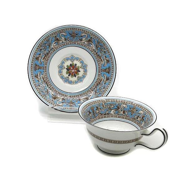 ウェッジウッド WEDGWOOD フロレンティーン ターコイズ ティーカップ&amp;ソーサー ピオニー 【ブランド】ウェッジウッド WEDGWOOD【実寸サイズ】カップ　 口径10.5cm×高さ5.5cm　ソーサー　 口径14.5cm　【...