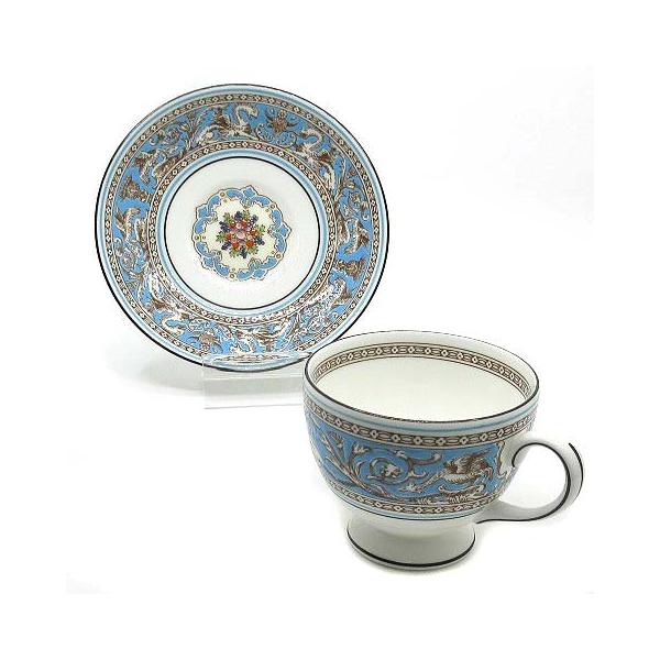 ウェッジウッド WEDGWOOD フロレンティーン ターコイズ ティーカップ&amp;ソーサー リー 【ブランド】ウェッジウッド WEDGWOOD【実寸サイズ】カップ　 口径8.5cm×高さ6.5cm　ソーサー　 口径14.5cm　【色】フ...