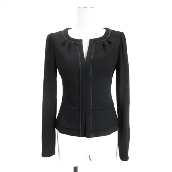 未使用品 スタイルコム style com ノーカラー ジャケット 7 ブラック 250508E レディース【ブランド】スタイルコム style com【表記サイズ】7【実寸サイズ】肩幅：36cm　身幅：41cm　着丈：46cm　袖丈：59...