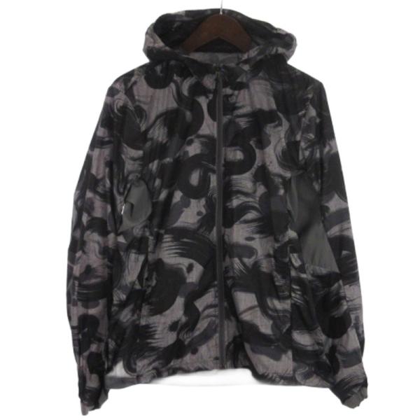 アディダス adidas ブラッシュカモウィンド ジップ ジャケット 総柄 グレー系  ■GY12 メンズ【ブランド】アディダス adidas【表記サイズ】サイズ表記なし※実寸サイズをご参照ください。【実寸サイズ】肩幅：43cm　身幅：49...