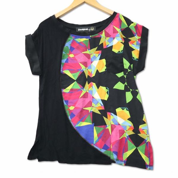 デシグアル Desigual Marisa 幾何学模様 Tシャツ L ブラック レディース【ブランド】デシグアル Desigual【表記サイズ】レディース　L【実寸サイズ】肩幅：-cm　身幅：48cm　着丈：57cm　袖丈：28（裄丈）cm...