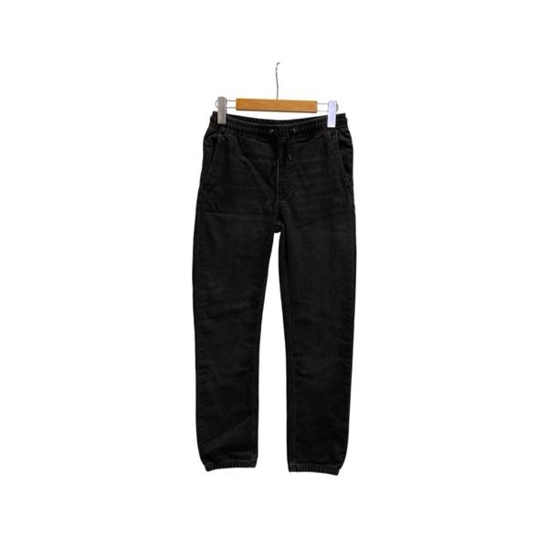 ギャップ GAP デニム ジーンズ 無地 ウエストゴム コットン混 358213-00 XL 黒 ブラック キッズ【ブランド】ギャップ GAP【表記サイズ】XL【実寸サイズ】ウエスト：60cm　もも幅：21cm　裾幅：14cm　股上：23c...