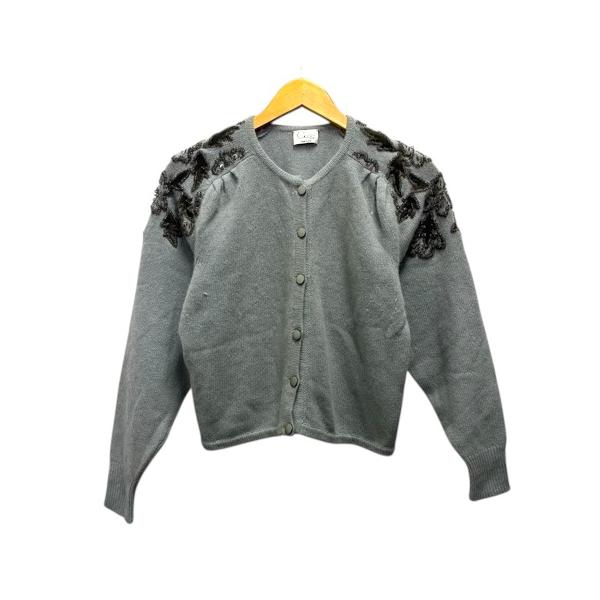 チーコトリコ Cico tricot ニットカーディガン クルーネック ビーズ装飾 長袖 40 青 くすみブルー レディース【表記サイズ】40【実寸サイズ】身幅：50cm　着丈：48cm　ゆき丈：72cm　　【素材】表記なし【色】くすみブル...