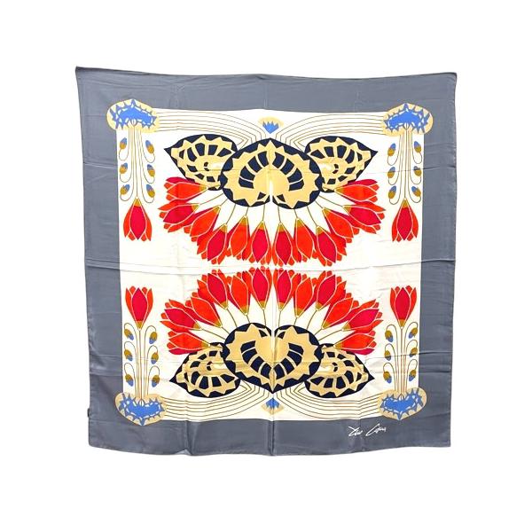 ティノコマス TINO COSMA シルク スカーフ 総柄 大判 グレー マルチカラー レディース【実寸サイズ】85.5cm×85.5cm　【素材】シルク100%【色】グレー、マルチカラー　　※色に関してはこの出品者の主観で判断しております...