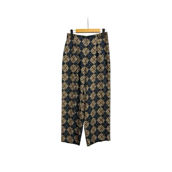 カルラカリーニ CARLA CARINI パンツ 総柄 ウエストゴム 青 ブルー ベージュ レディース【表記サイズ】サイズ表記無し【実寸サイズ】ウエスト：64cm　もも幅：30cm　裾幅：25cm　股上：28cm　股下：65cm　　【素材】...