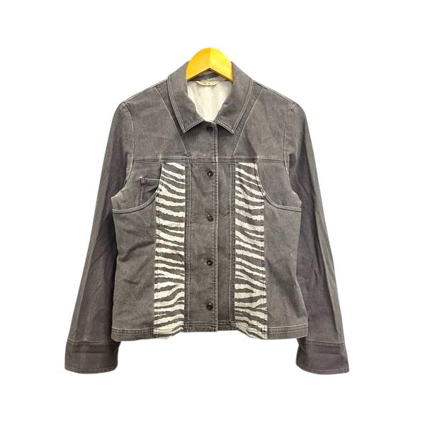 GABI ジャケット ブルゾン 上着 ストレッチ アニマル柄 長袖 44 グレー レディース【表記サイズ】44【実寸サイズ】肩幅：38.5cm　身幅：49cm　袖丈：61.5cm　着丈：56cm　　【素材】ナイロン87%、ポリウレタン13%...