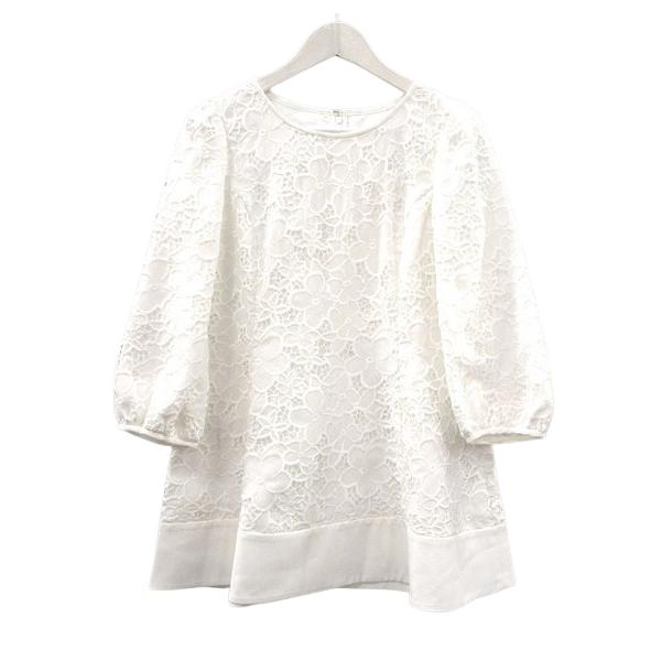 トゥービーシック TO BE CHIC シフォンフラワー刺繍 チュニック 40 ホワイト 白 ブラウス トップス レディース【ブランド】トゥービーシック TO BE CHIC【表記サイズ】40【実寸サイズ】肩幅：35cm　身幅：46cm　着...