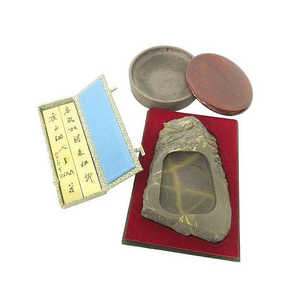 徐公 農田 硯 天然石 文鎮＆筆洗い セット すずり ぶんちん 習字 書道 コレクション 【表記サイズ】-【実寸サイズ】-　【素材】-【色】-【仕様】硯　天然石【状態】硯　・シール痕　・ヒビ　　文鎮　・くすみ、キズ　　筆洗い　・墨汚れ　　※...