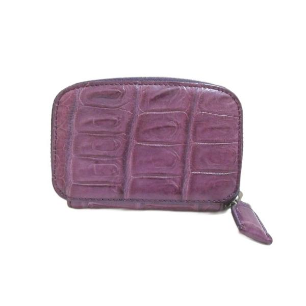 MODA SRIRACHA クロココインケース財布 小銭入れ ラウンドファスナー 紫 パープル /X 【実寸サイズ】ヨコ：10.5cm　タテ：7.3cm　マチ：2cm　　【素材】クロコ【色】紫 パープル【仕様】開閉 ファスナー　外側 オープ...