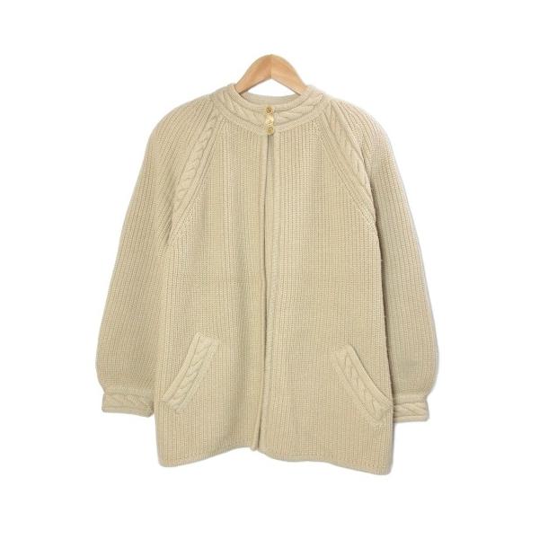 CASSANDRE カサンドレ ニットジャケット バージンウール 厚手 40 日本サイズM相当 ベージュ X レディース【表記サイズ】40(日本サイズM相当)実寸サイズをご参照ください。【実寸サイズ】身幅：52cm　着丈：60cm　ゆき丈：...