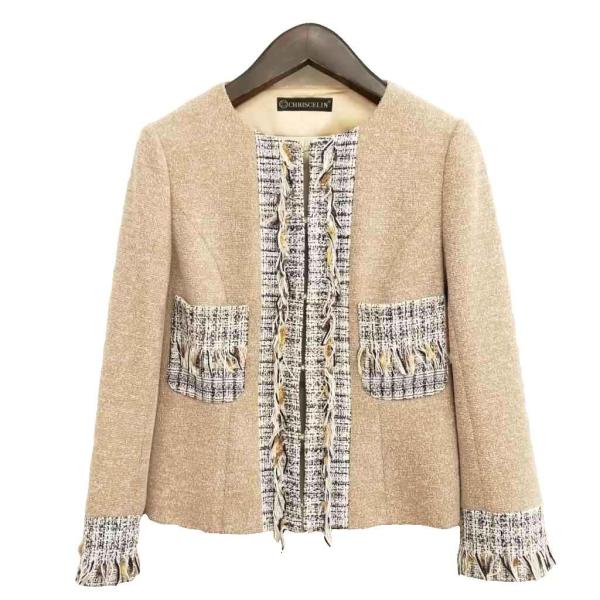 クリスセリーン CHRIS CELIN 20SS フリンジ ノーカラー ジャケット 38 ベージュ系 レディース【ブランド】クリスセリーン CHRIS CELIN【表記サイズ】38【実寸サイズ】肩幅：36cm　身幅：45cm　着丈：52cm...