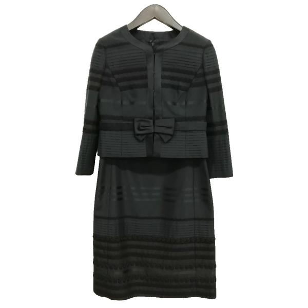 ハロッズ Harrods ブラックフォーマル セレモニー スーツ ワンピース アンサンブル 2 美品 レディース【ブランド】ハロッズ Harrods【表記サイズ】2【実寸サイズ】肩幅：37cm　身幅：44cm　着丈：43cm　袖丈：46cm...