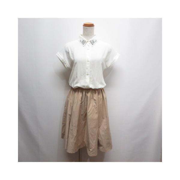 フリーズフレーズ FREE'S PHRASE 半袖 ドッキング 切替え ワンピース FR 白×ベージュ ビジュー装飾 裏地付き レディース【ブランド】フリーズフレーズ FREE'S PHRASE【表記サイズ】FR【実寸サイズ】身幅：45cm...