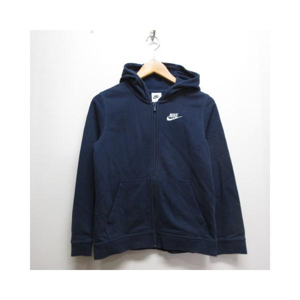 ナイキ NIKE 子供服 スウェット ジップ パーカー 裏毛 M/145  ネイビー キッズ【ブランド】ナイキ NIKE【表記サイズ】M145/72【実寸サイズ】肩幅：35cm　身幅：42cm　着丈：55.5cm　袖丈：52.5cm　　【素...