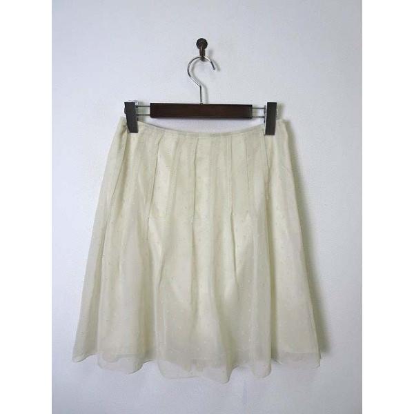 シェロー chereaux スカート タック フレア ドット刺繍 S アイボリー レディース【ブランド】シェロー chereaux【表記サイズ】36（Sサイズ位のサイズ感になります。）【実寸サイズ】ウエスト：64cm　ヒップ：100cm　ス...