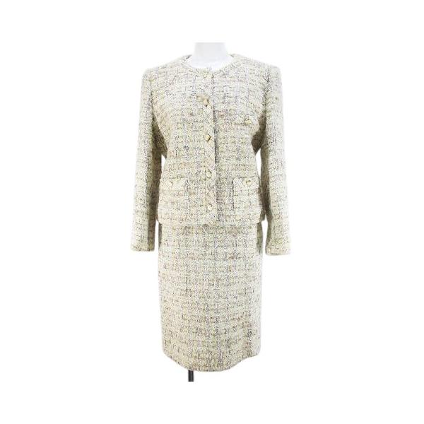 Auantique チェック柄 セットアップ スカートスーツ 9 ベージュ ボタン スリット 裏地 レディース【表記サイズ】9【実寸サイズ】ジャケット 肩幅：38cm　ジャケット 身幅：45cm　ジャケット 袖丈：55cm　ジャケット 着丈...