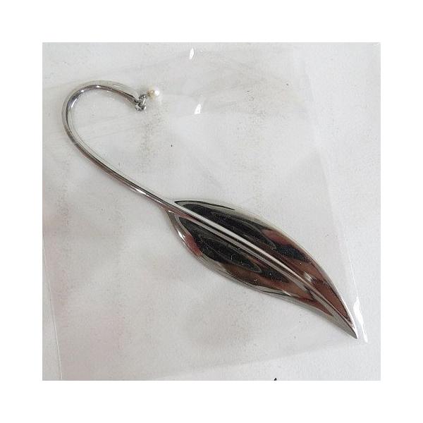 未使用品 ミキモト MIKIMOTO インターナショナル リーフ型 ブックマーク パール シルバー系 ロゴ ステーショナリー 文房具 その他【ブランド】ミキモト MIKIMOTO【実寸サイズ】長さ　約15.5cm　リーフ部分　約7×2cm　...