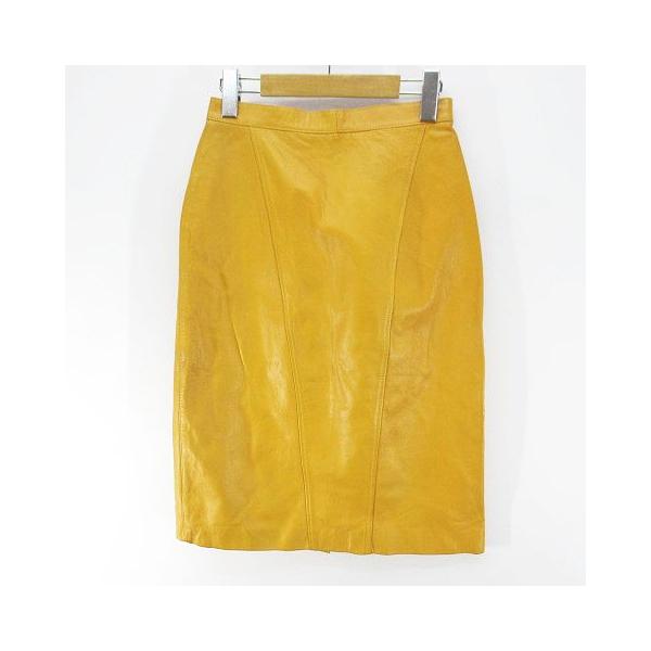 Marziale 膝丈 レザータイトスカート スカート 42 オレンジ系 イタリア製 スリット 裏地 無地 レディース【表記サイズ】42【実寸サイズ】ウエスト：64cm　ヒップ：84cm　スカート丈：61cm　　【素材】本革　裏地　アセテー...