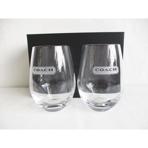コーチ COACH クリアグラス 2点セット 食器 その他【ブランド】コーチ COACH【実寸サイズ】ヨコ：8cm　タテ：11cm　　【色】（画像参照）【状態】あまり使用感の感じられない綺麗な商品です。【付属品】箱(スレ/キズにより発送用と...