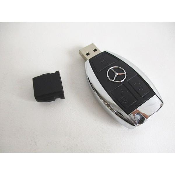Mercedes-Benz メルセデス・ベンツ オリジナル USBフラッシュメモリー 鍵型 2GB 【実寸サイズ】ヨコ：6.5cm　　【色】（画像参照）【状態】あまり使用感の感じられない綺麗な商品です。【ランク】A【自社品番】077-202...