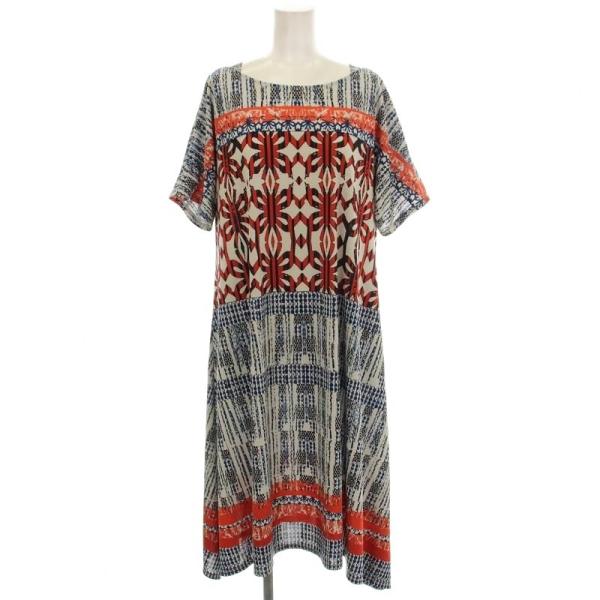 ヒロコビス HIROKO BIS ワンピース ひざ丈 半袖 大きめサイズ 総柄 13号 赤 ネイビー RLPHF-58250【ブランド】ヒロコビス HIROKO BIS【表記サイズ】13AB【実寸サイズ】身幅：50cm　着丈：95cm　ゆき...