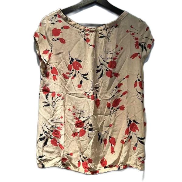 アティックアンドバーン ATTIC AND BARN シャツ ブラウス ノースリーブ 花柄 S ベージュ 赤 レッド ■FY レディース【表記サイズ】S【実寸サイズ】身幅：約50cm　着丈：約60cm　　【素材】絹【色】ベージュ 赤 レッド...