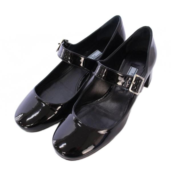 プラダ PRADA メリージェーン ストラップパンプス ラウンドトゥ チャンキーヒール パテントレザー ワンカラー 36.5 黒 ブラック /BB【ブランド】プラダ PRADA【表記サイズ】36.5【実寸サイズ】ヒールの高さ：4.5cm　最...
