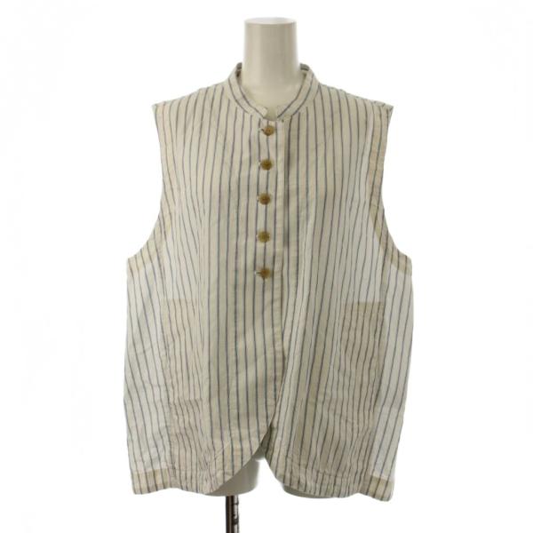 バスコ BASCO ベスト 3 白 青 ストライプ柄 スタンドカラー /JP レディース【ブランド】バスコ BASCO【表記サイズ】3【実寸サイズ】身幅：約57.5cm　着丈：約62.5cm　　【素材】綿　麻【色】白　青【状態】使用感が少な...