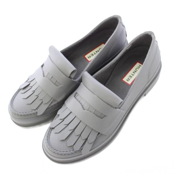 ハンター HUNTER ローファー フリンジ ローヒール ワンカラー ロゴ 22cm グレー /BB レディース【ブランド】ハンター HUNTER【表記サイズ】22cm【実寸サイズ】ヒールの高さ：2.5cm　最大幅：9cm　　【色】グレー【...