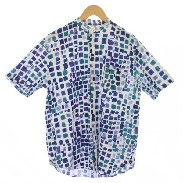 ソウソウ SOU SOU シャツ 半袖 バンドカラー 総柄 L 青 /BM メンズ【ブランド】ソウソウ SOU SOU【表記サイズ】L【実寸サイズ】肩幅：46cm　身幅：50cm　着丈：73cm　袖丈：23.5cm　　【素材】本体 綿　別布...