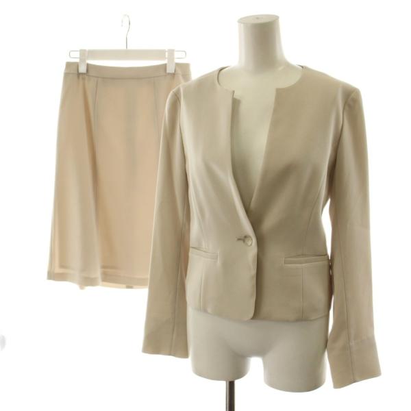 未使用品 アンタイトル UNTITLED スーツ セットアップ ノーカラージャケット フレアスカート ひざ丈 1 ベージュ 153-46106 153-76107【ブランド】アンタイトル UNTITLED【表記サイズ】1【実寸サイズ】ジャケ...