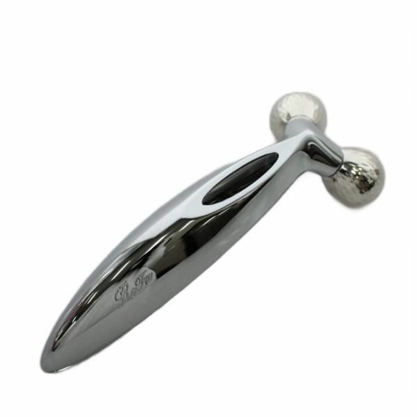リファ デュオ ReFa Duo 美顔ローラー シルバー色 DUO-AK00A /AN4 レディース【実寸サイズ】全長 約14cm　持ち手幅 約3.5cm　【色】シルバー色【状態】使用感が少なく、かなり状態の良い商品です。　　※あくまでも中...
