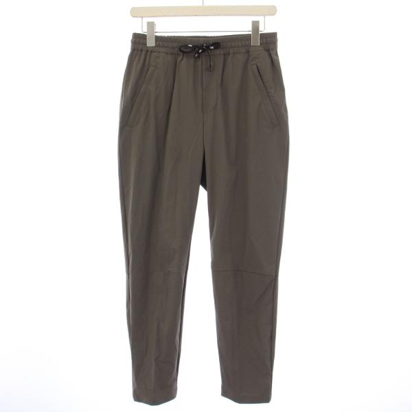 デュノ DUNO ナイロンパンツ イージーパンツ 46 グレー /TK メンズ【ブランド】デュノ DUNO【表記サイズ】46【実寸サイズ】ウエスト：70cm　もも幅：25cm　裾幅：15cm　股上：28cm　股下：66cm　　【素材】ナイロ...