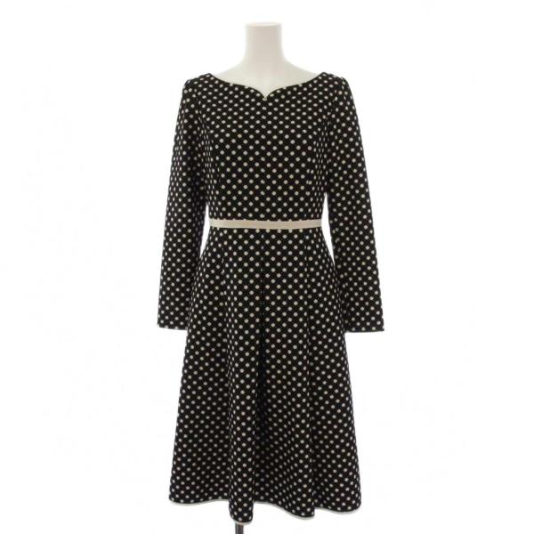 トッカ TOCCA CLOVER STAMP ドレス ワンピース ひざ丈 長袖 総柄 0 黒 ベージュ OPTOSA0040 /BM レディース【ブランド】トッカ TOCCA【表記サイズ】0【実寸サイズ】肩幅：37cm　身幅：40cm　着丈...