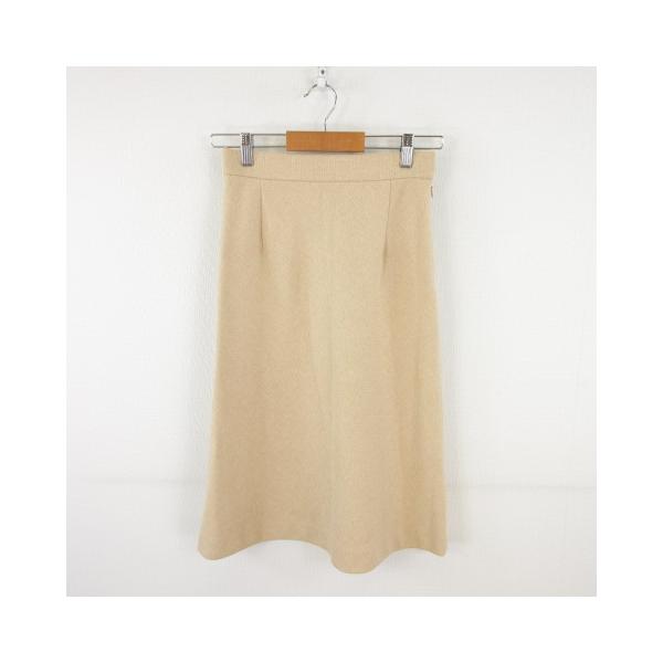 アンケート en quete ひざ丈スカート ベージュ 9 *A437 レディース【ブランド】アンケート en quete【表記サイズ】9（日本サイズM相当）【実寸サイズ】ウエスト：62cm　ヒップ：88cm　スカート丈：67cm　　【素材...