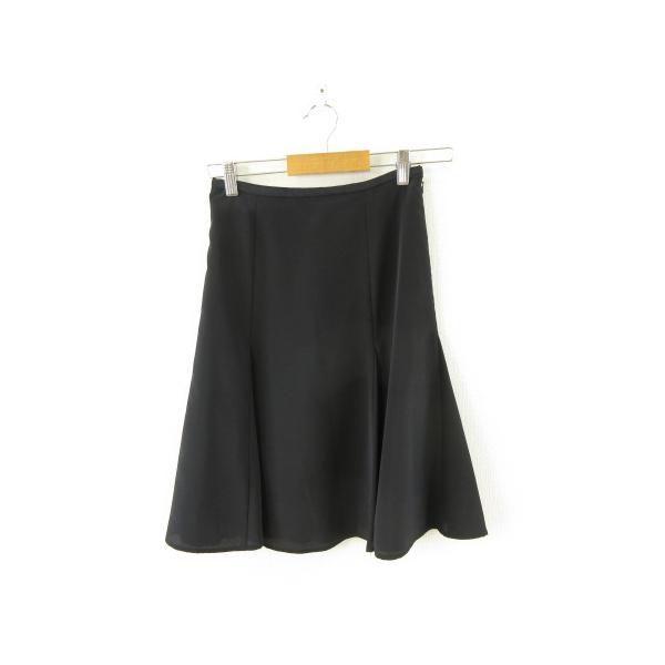 Johnette ひざ丈スカート フレア 黒 1 *A410 レディース【表記サイズ】1（日本サイズS相当）【実寸サイズ】ウエスト：60cm　ヒップ：88cm　スカート丈：56cm　　【素材】表地 ポリエステル100%　裏地 ポリエステル1...