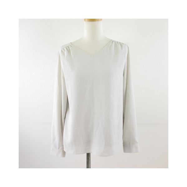 プラステ PLST カットソー ブラウス 長袖 Vネック ライトグレー S *T334 レディース【ブランド】プラステ PLST【表記サイズ】S【実寸サイズ】肩幅：38cm　身幅：45cm　着丈：57cm　袖丈：58cm　　【素材】外生地 ...