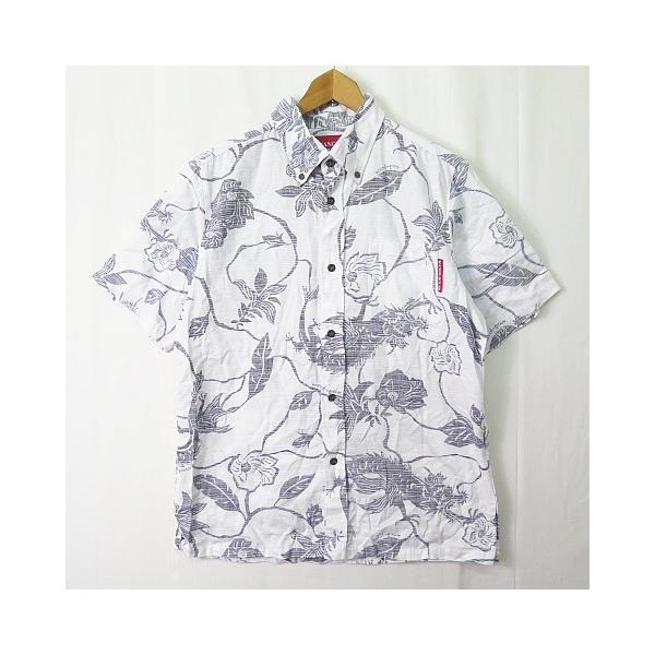 MANGO HOUSE OKINAWA BDシャツ コットン M 裏地使い ホワイト 総柄 2sa7356 メンズ【表記サイズ】M【実寸サイズ】肩幅：41cm　身幅：53cm　着丈：69cm　袖丈：25cm　　【素材】綿100%【色】ホワイ...